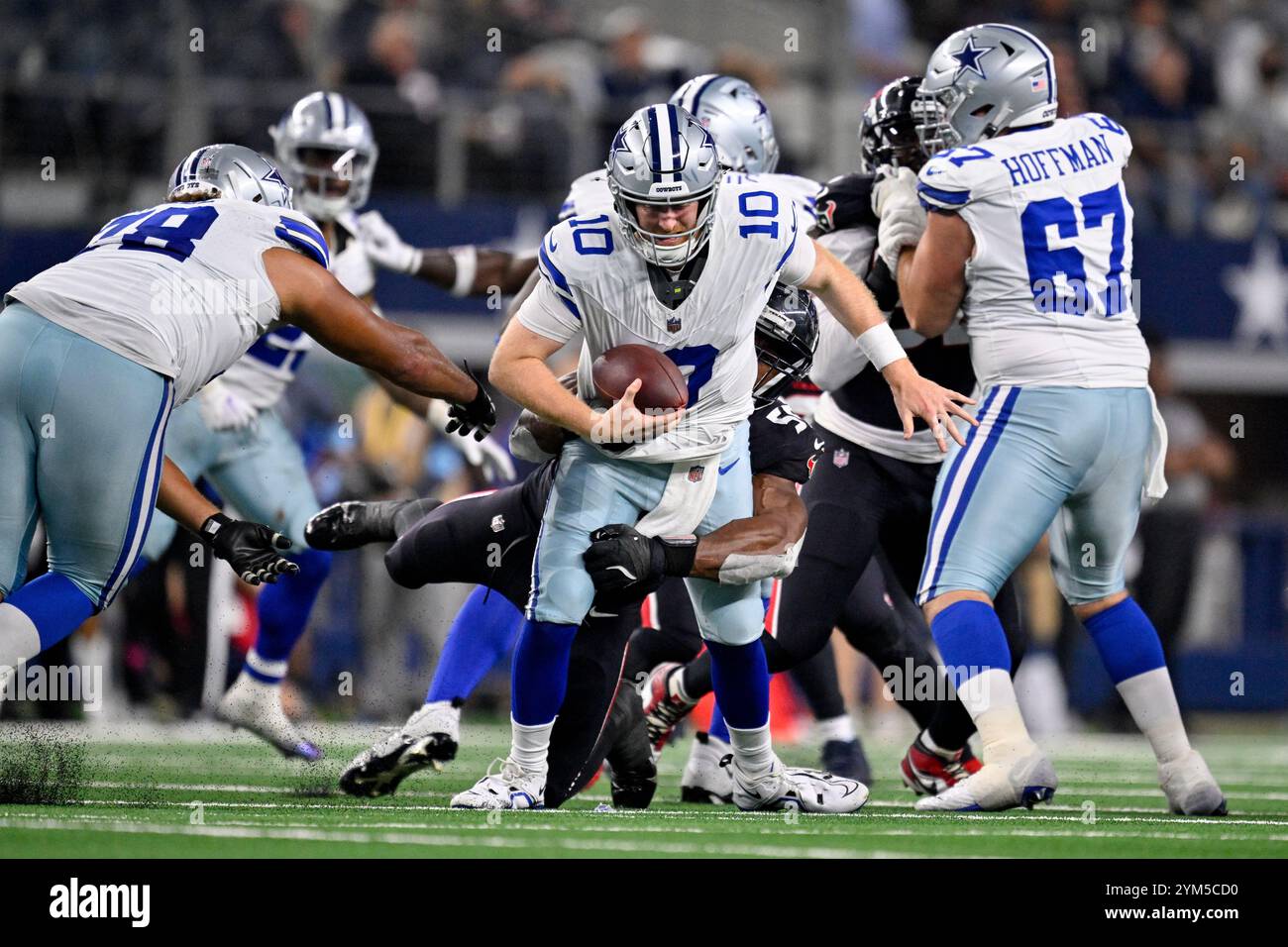 Houston Texans defensive end Danielle Hunter (55) sacks Dallas Cowboys ...