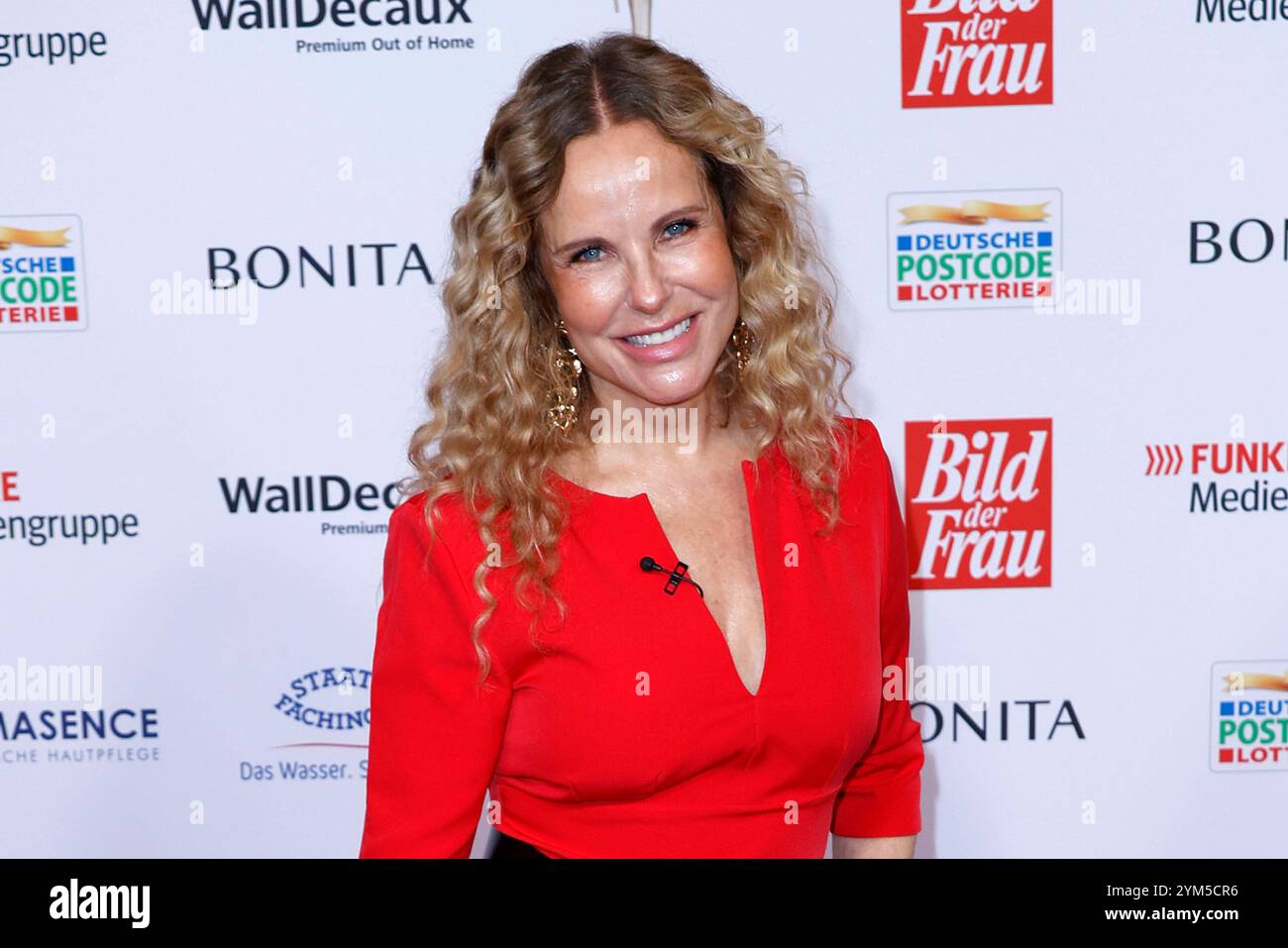 Katja Burkard bei der Verleihung "Goldene Bild der Frau" am 20.11.2024 ...