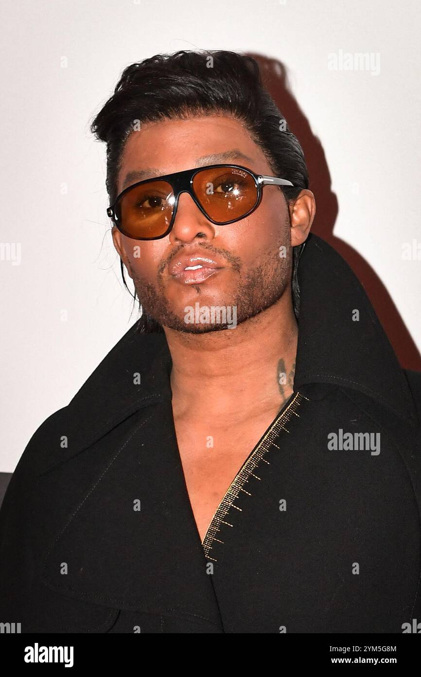 Paris, France. 20th Nov, 2024. US stylist Law Roach poses for a photo ...