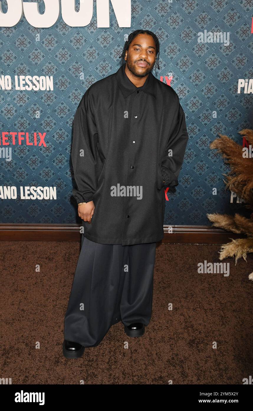 LOS ANGELES, CALIFORNIA - NOVEMBER 19: Malcolm Washington attends the ...