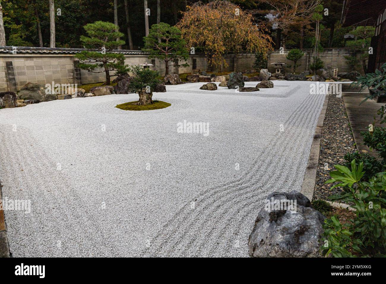 Ansho-ji - The Gochihen Myotei Garden represents the Five Wisdom ...
