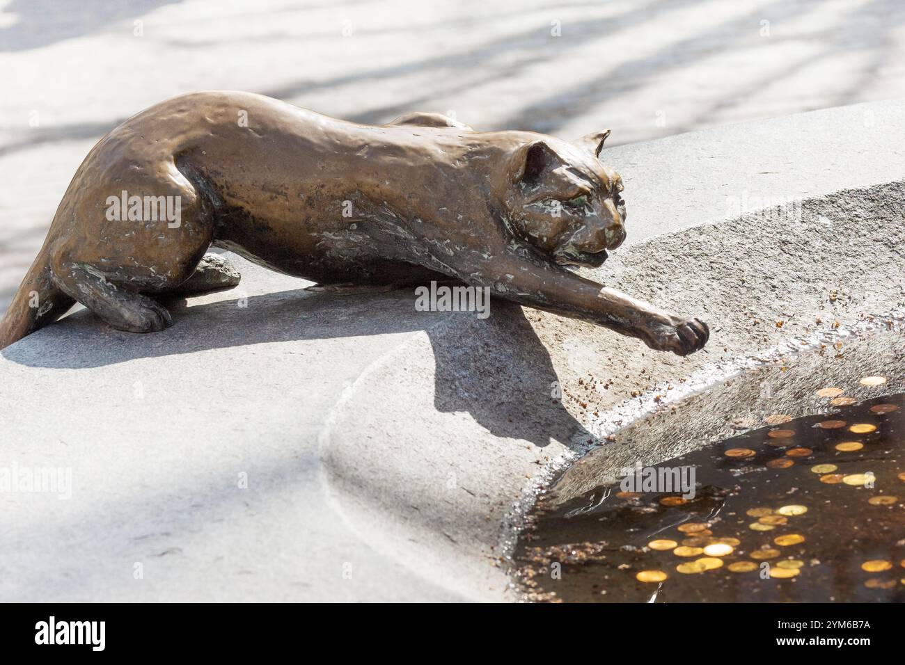 Cat statue in the courtyard of historic Betsy Ross house in the ...