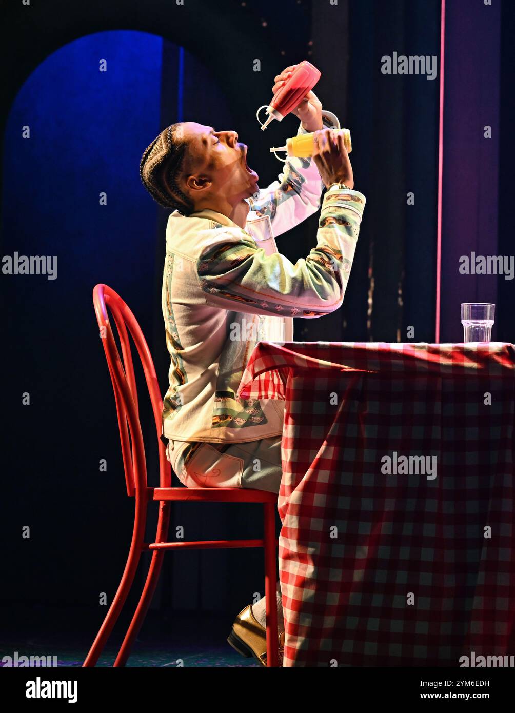 LONDON, UK. 20th Nov, 2024. Actor Andre Antonia as Aladdin, Aleyna ...