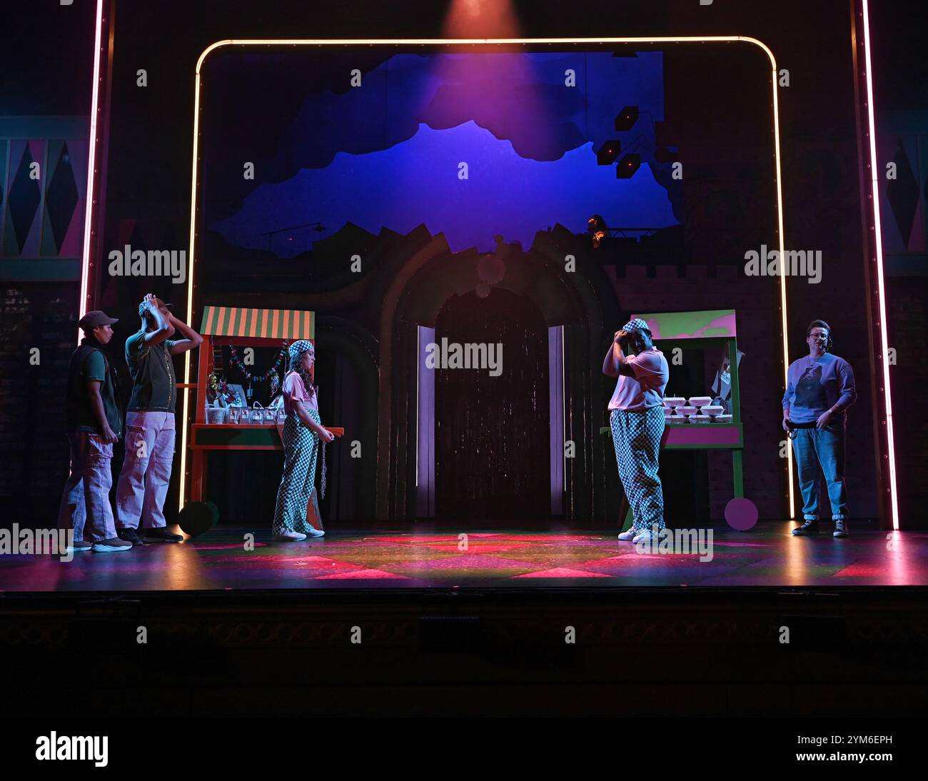 LONDON, UK. 20th Nov, 2024. Actor Andre Antonia as Aladdin, Aleyna ...