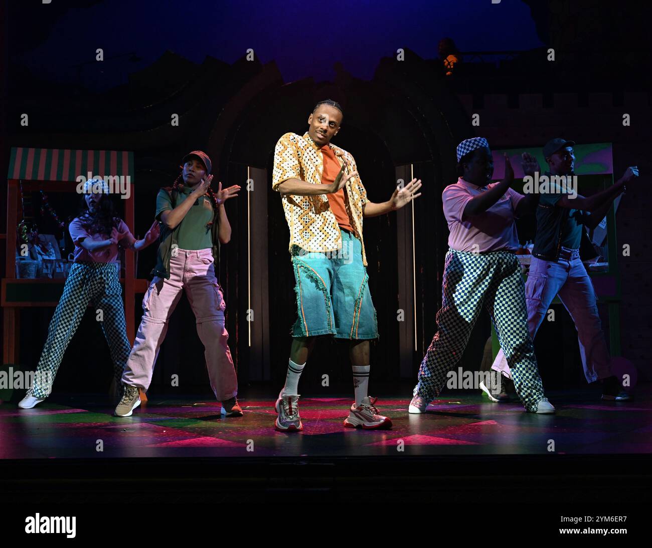 LONDON, UK. 20th Nov, 2024. Actor Andre Antonia as Aladdin, Aleyna ...