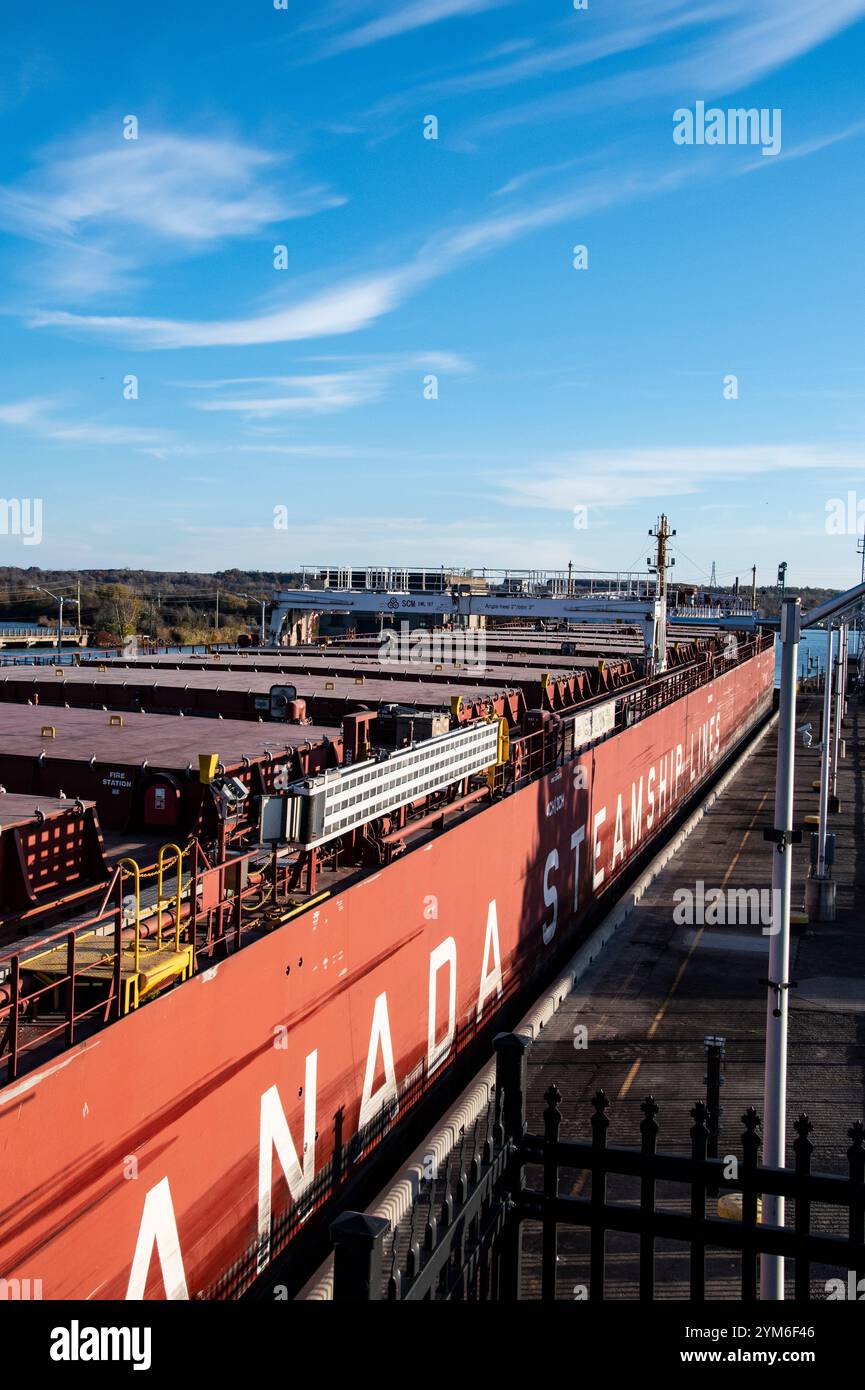 CSL St.-Laurent bulk carrier in Welland Canal lock 3 in St. Catharines ...