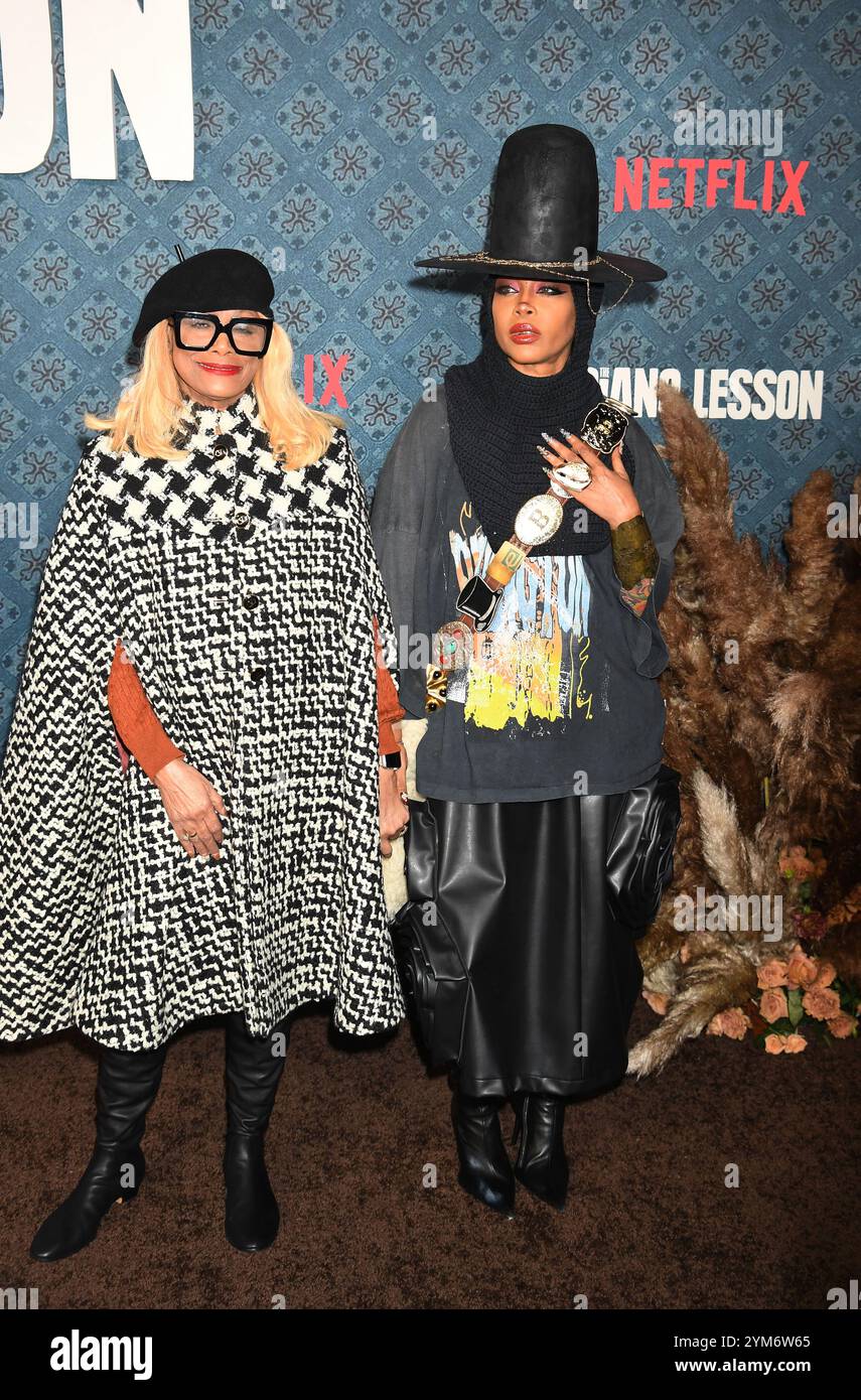 LOS ANGELES, CALIFORNIA - NOVEMBER 19: (L-R) Kolleen Gipson Wright and ...