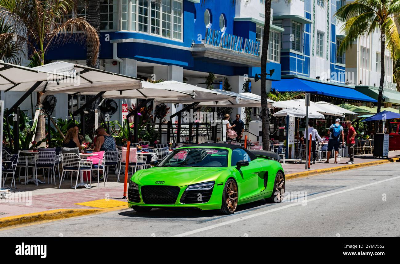 Miami Beach, Florida USA - June 5, 2024: 2014 Audi R8 green luxury car ...