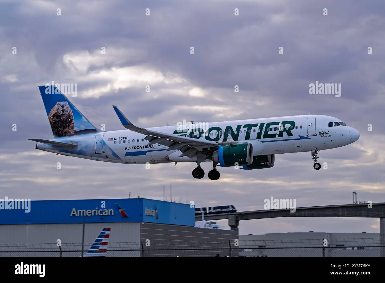 Sky Harbor International Airport, 11-16-24 Phoenix AZ USA Fronier ...