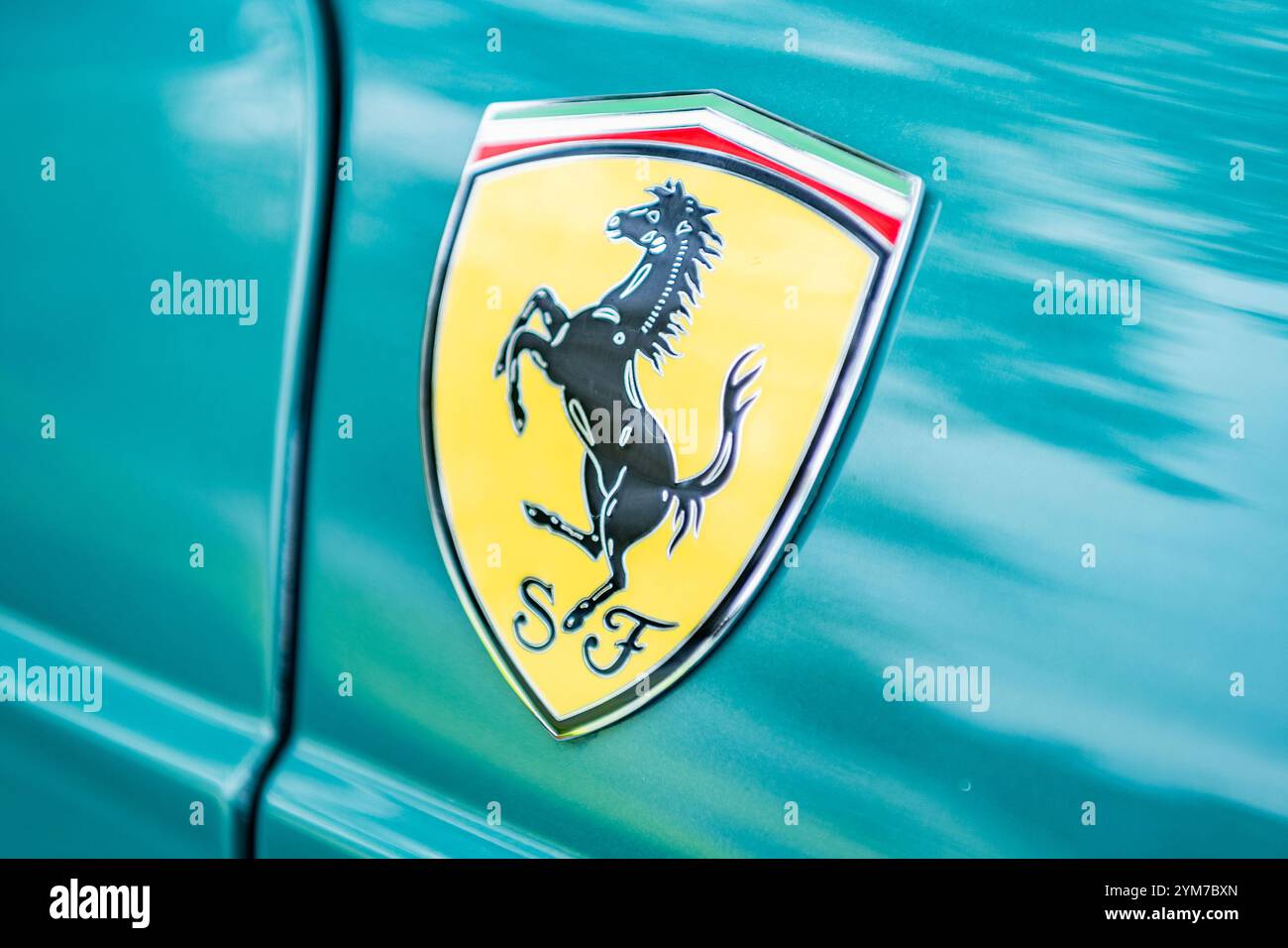 Logo f 500 hi-res stock photography and images - Alamy