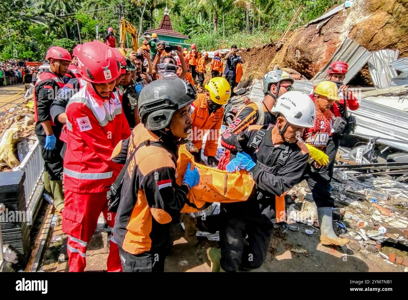 Beijing, Indonesia. 20th Nov, 2024. This photo taken with a mobile ...