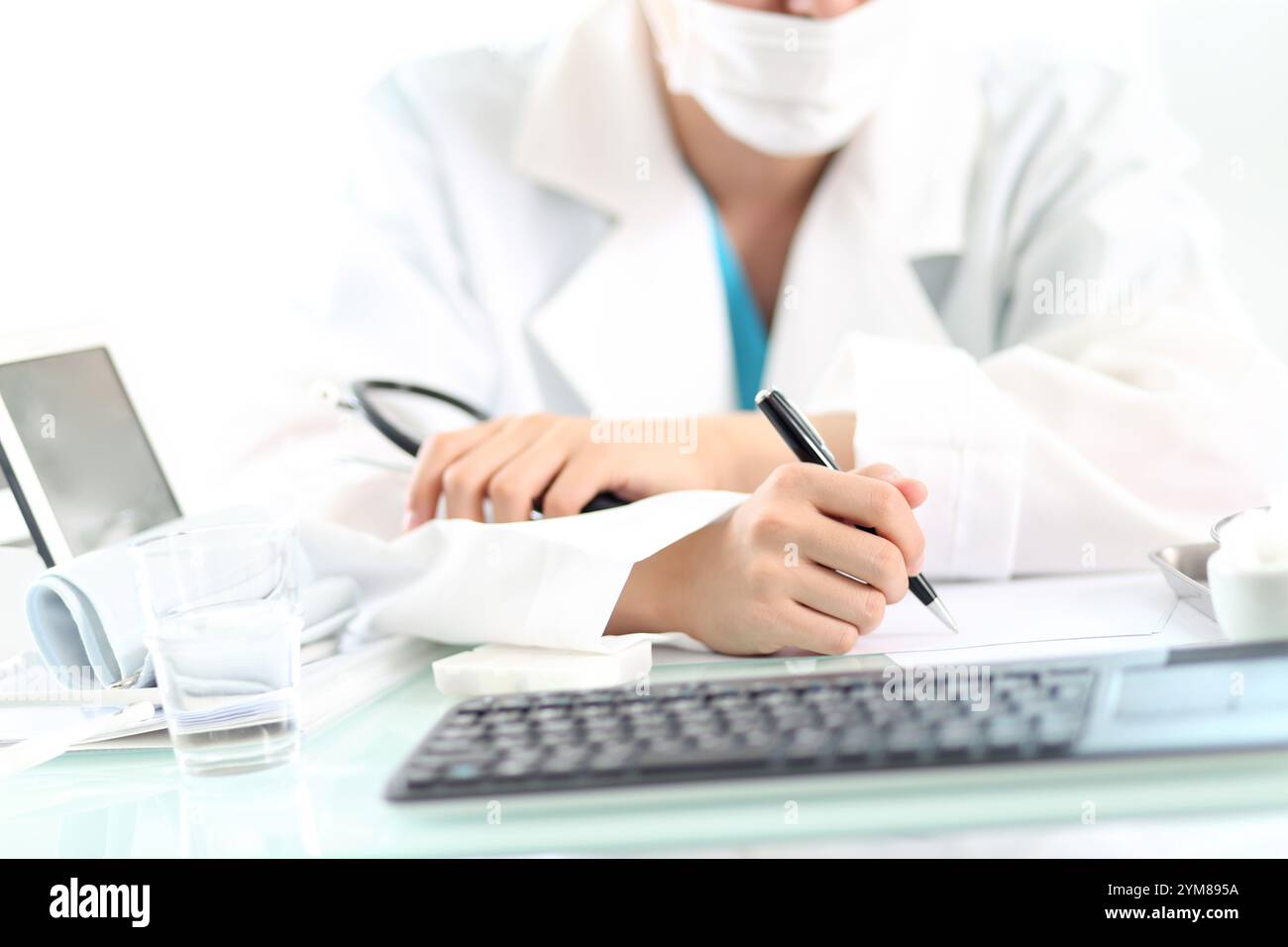 Image of a surgeon doing research Stock Photo - Alamy