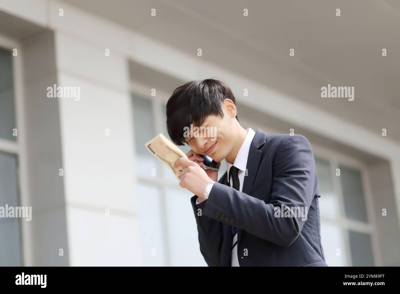 Employee having fun hi-res stock photography and images - Alamy