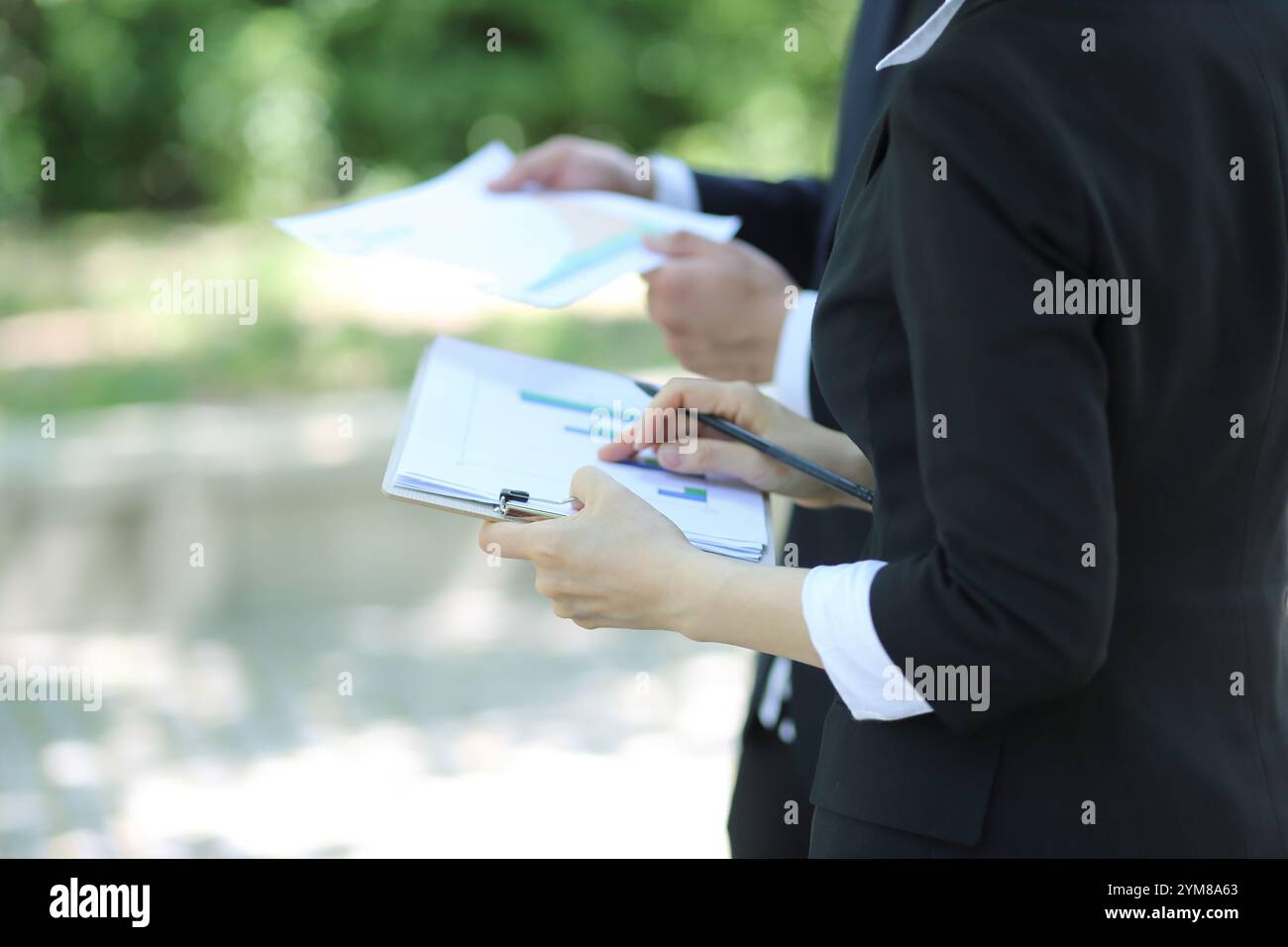 Business consultation hi-res stock photography and images - Alamy