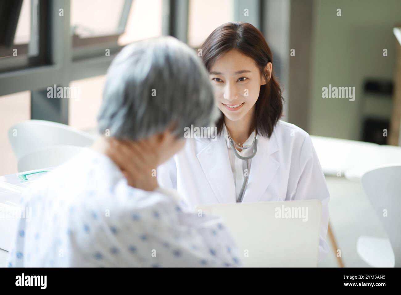 Woman doctor smile hi-res stock photography and images - Alamy