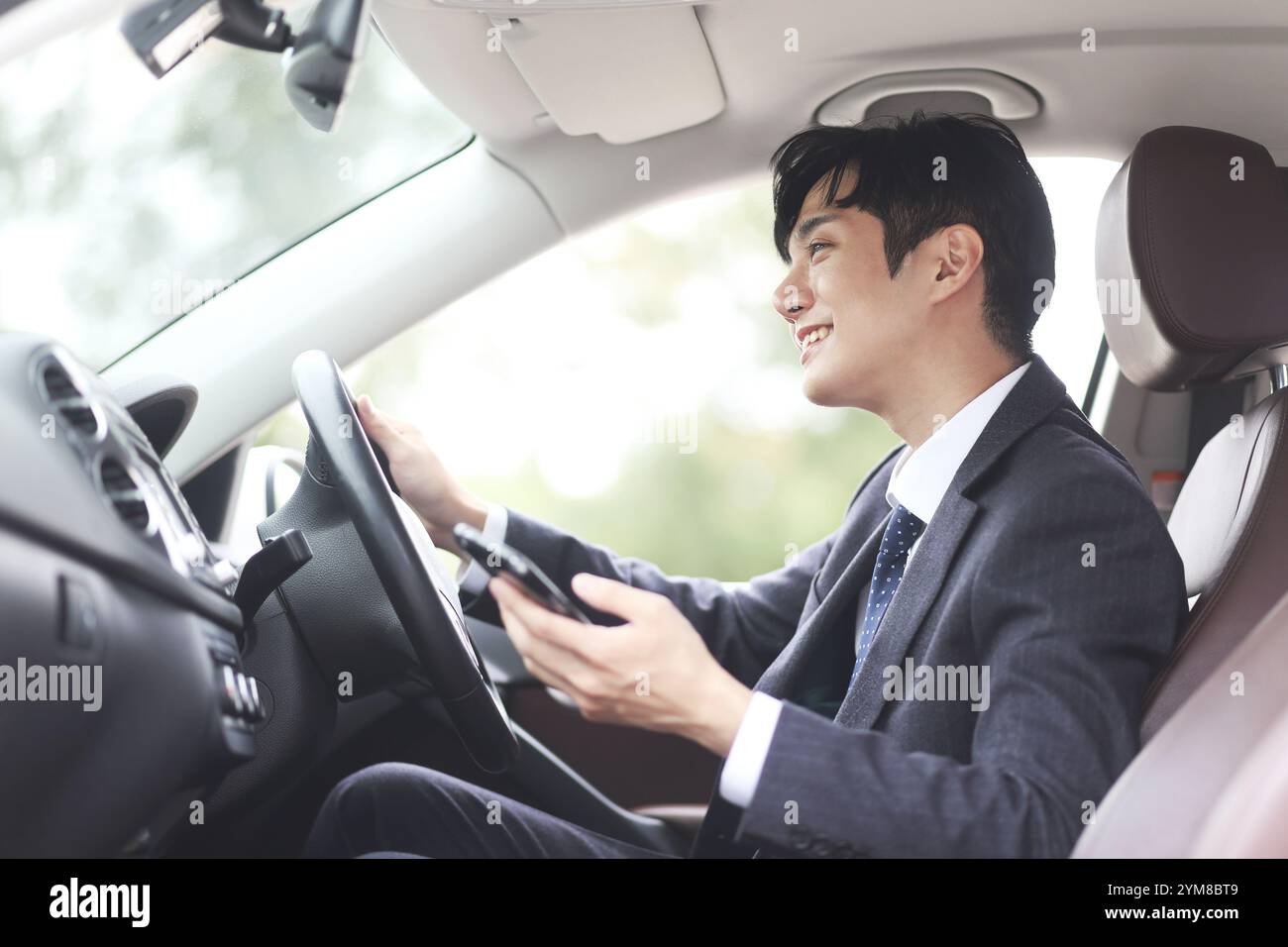 Driving to work hi-res stock photography and images - Alamy