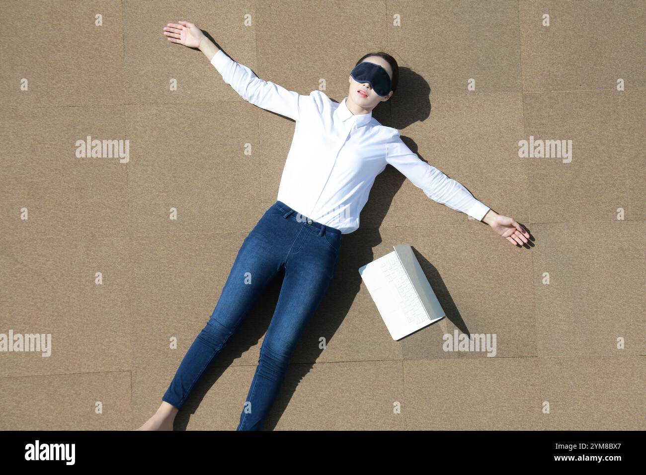 Black business woman hi-res stock photography and images - Alamy