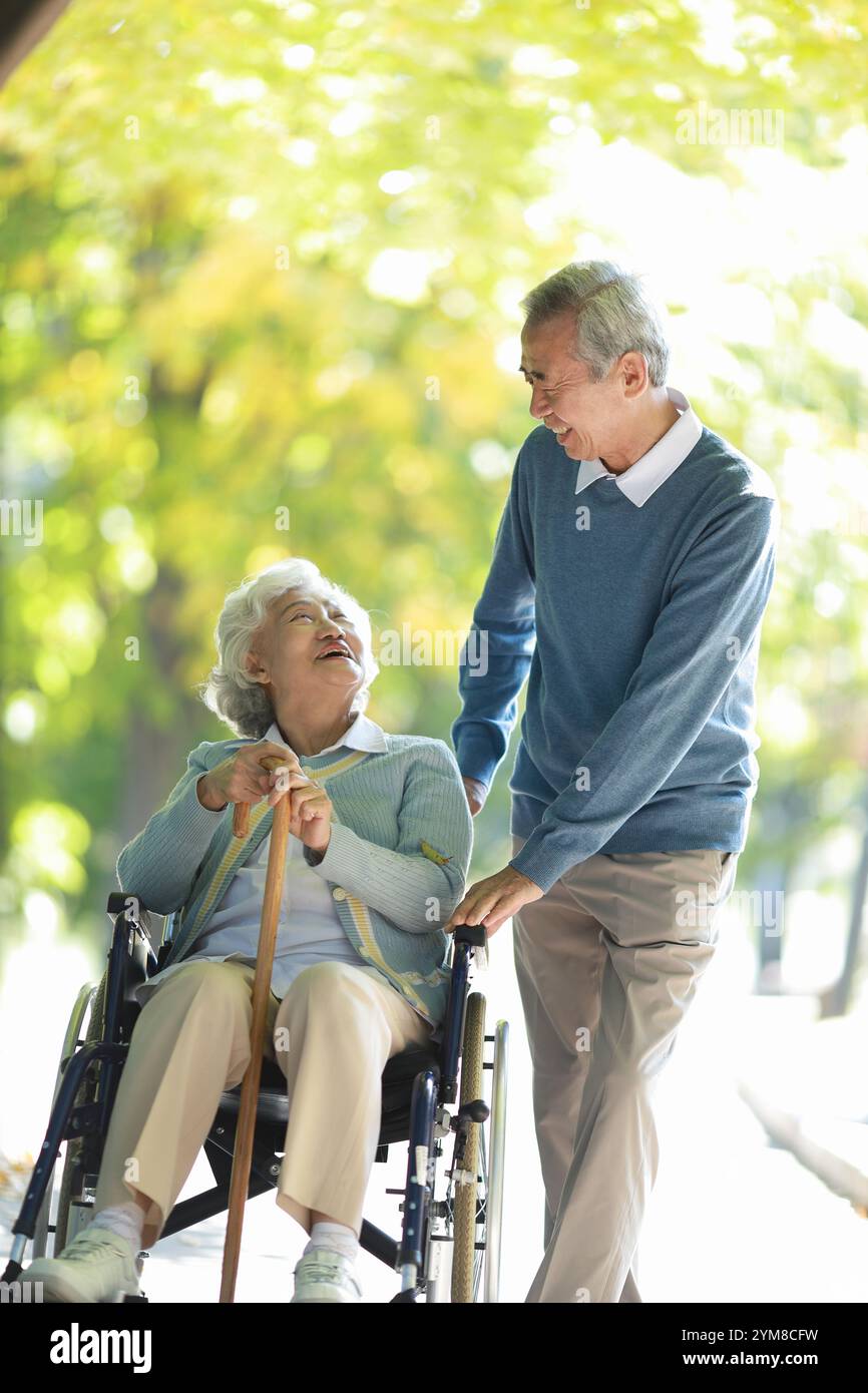 Smiling old man Stock Photo - Alamy