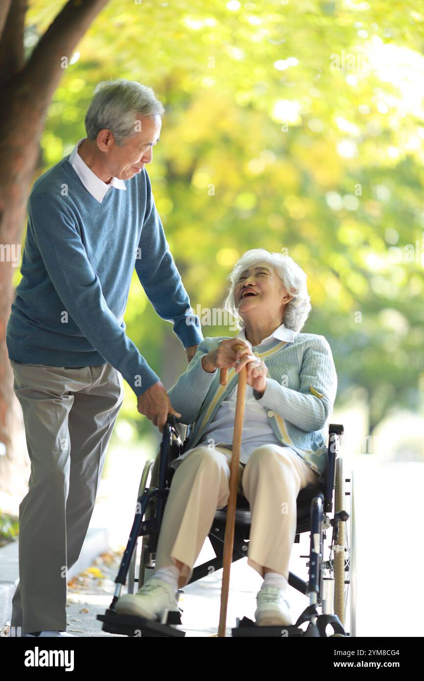 Smiling old man Stock Photo - Alamy