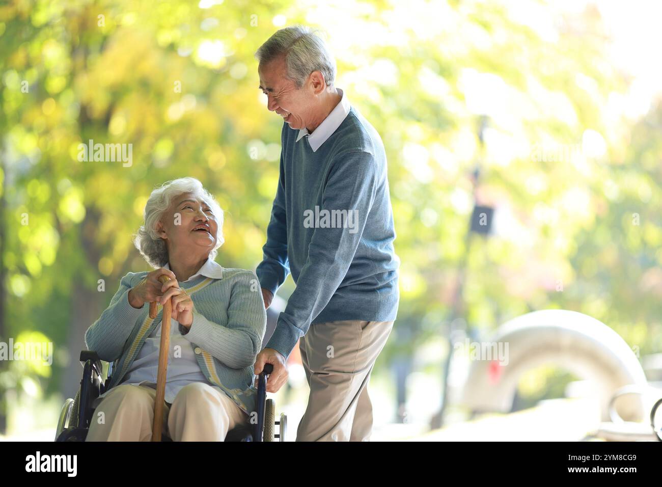 Smiling old man Stock Photo - Alamy