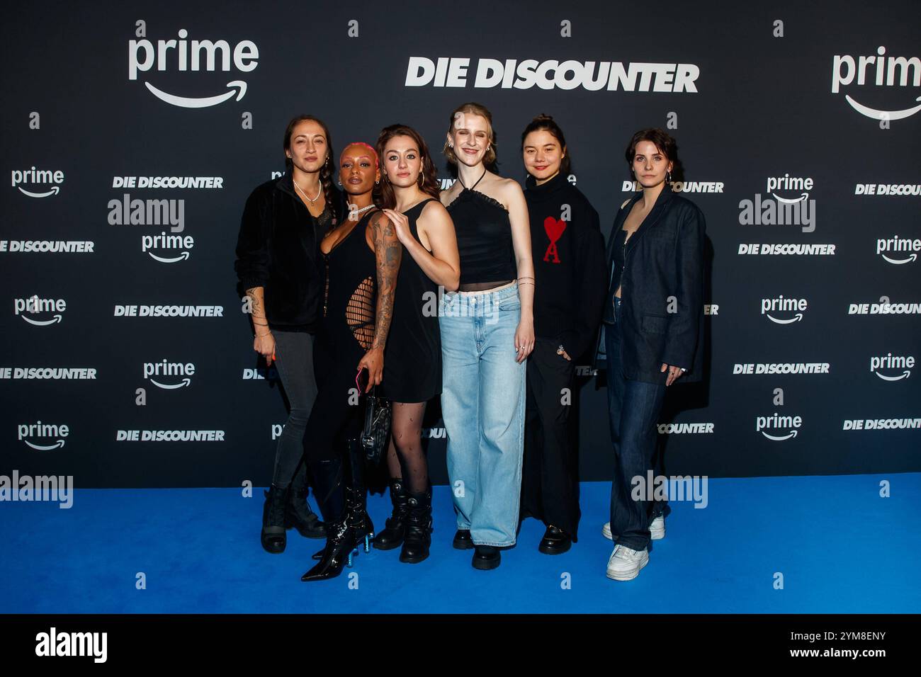 Premiere - Die Discounter Staffel 4 Nura Habib Omer, Marie Bloching ...