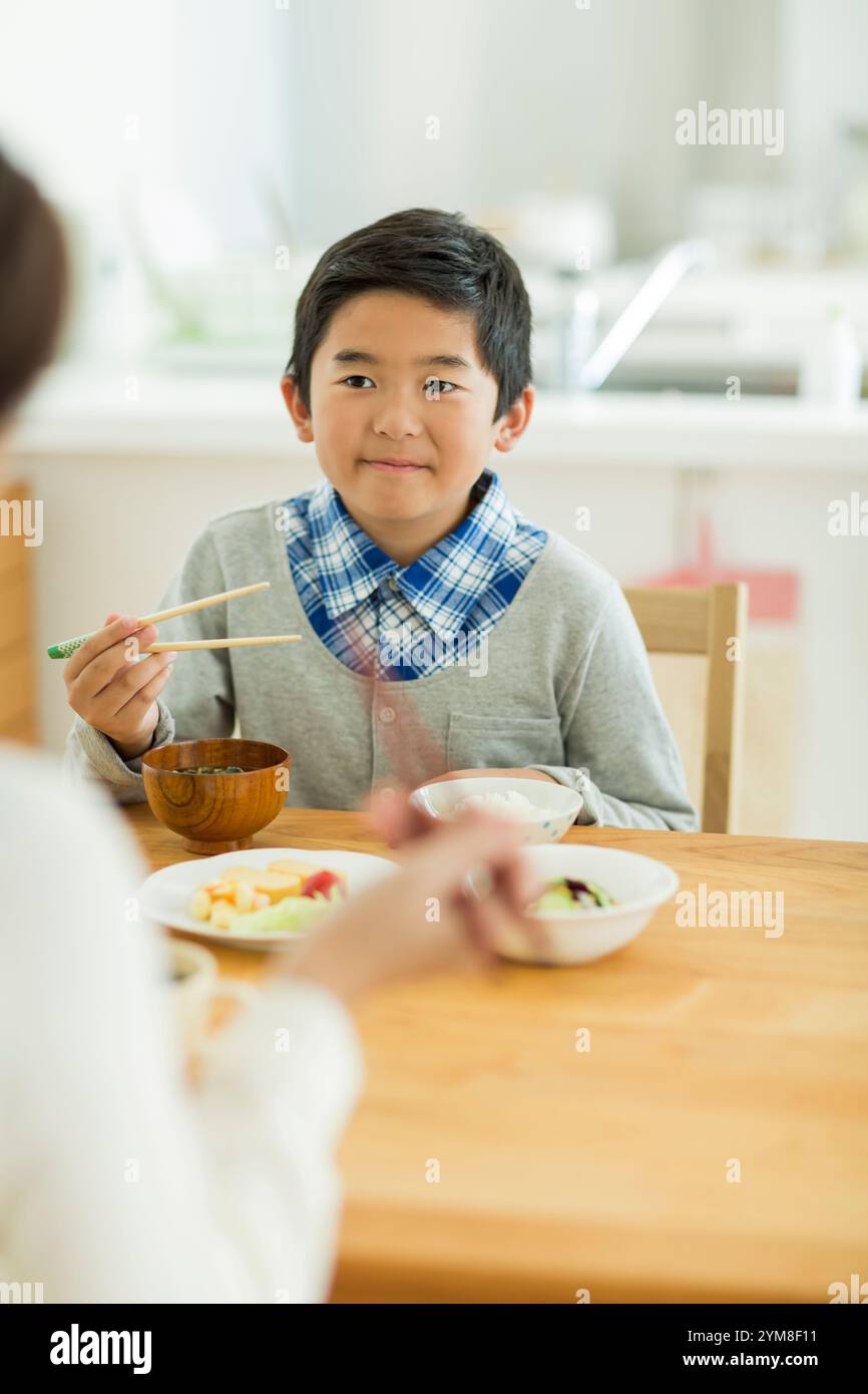 Child eating habits hi-res stock photography and images - Alamy