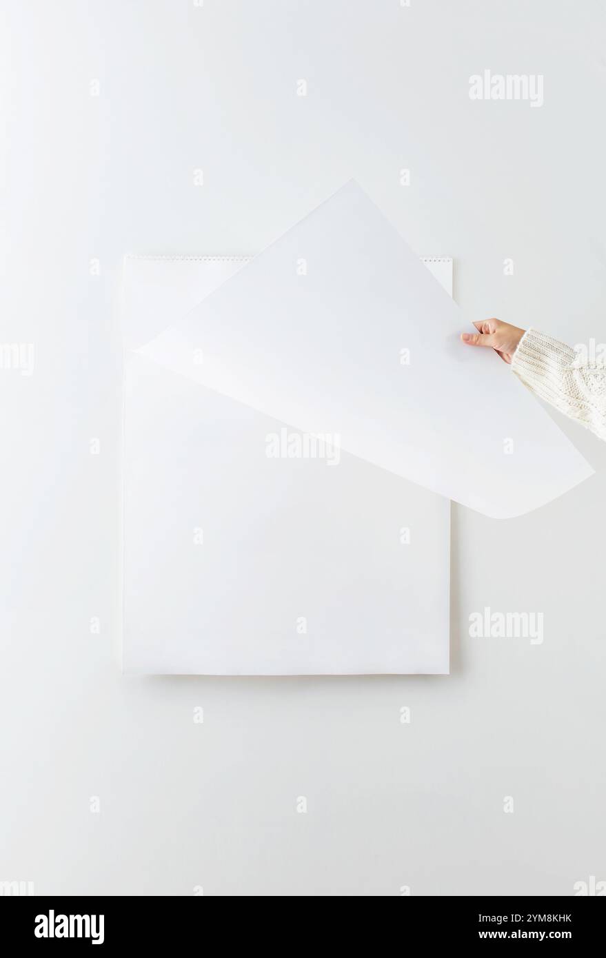 Flipping paper hi-res stock photography and images - Alamy