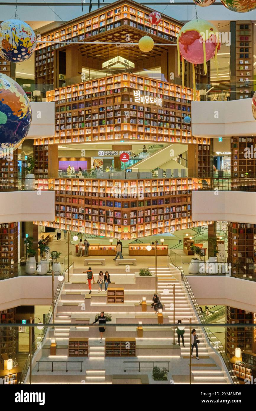 Oct 2024, Starfield Library inside the COEX Mall in Suwon Stock Photo ...