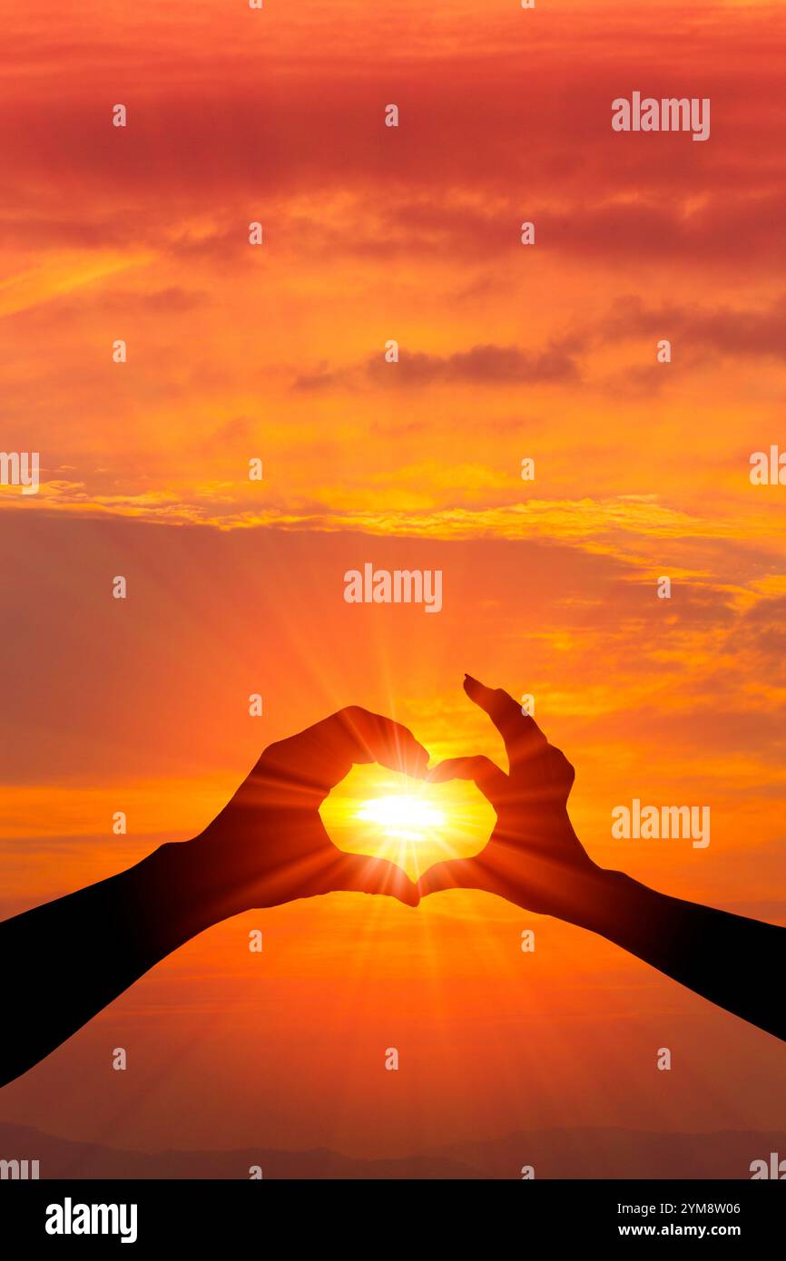 Heart hope hi-res stock photography and images - Alamy