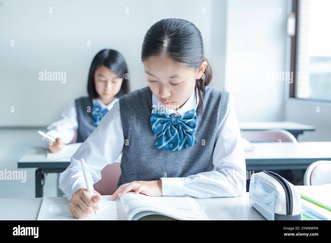 Middle class person hi-res stock photography and images - Alamy