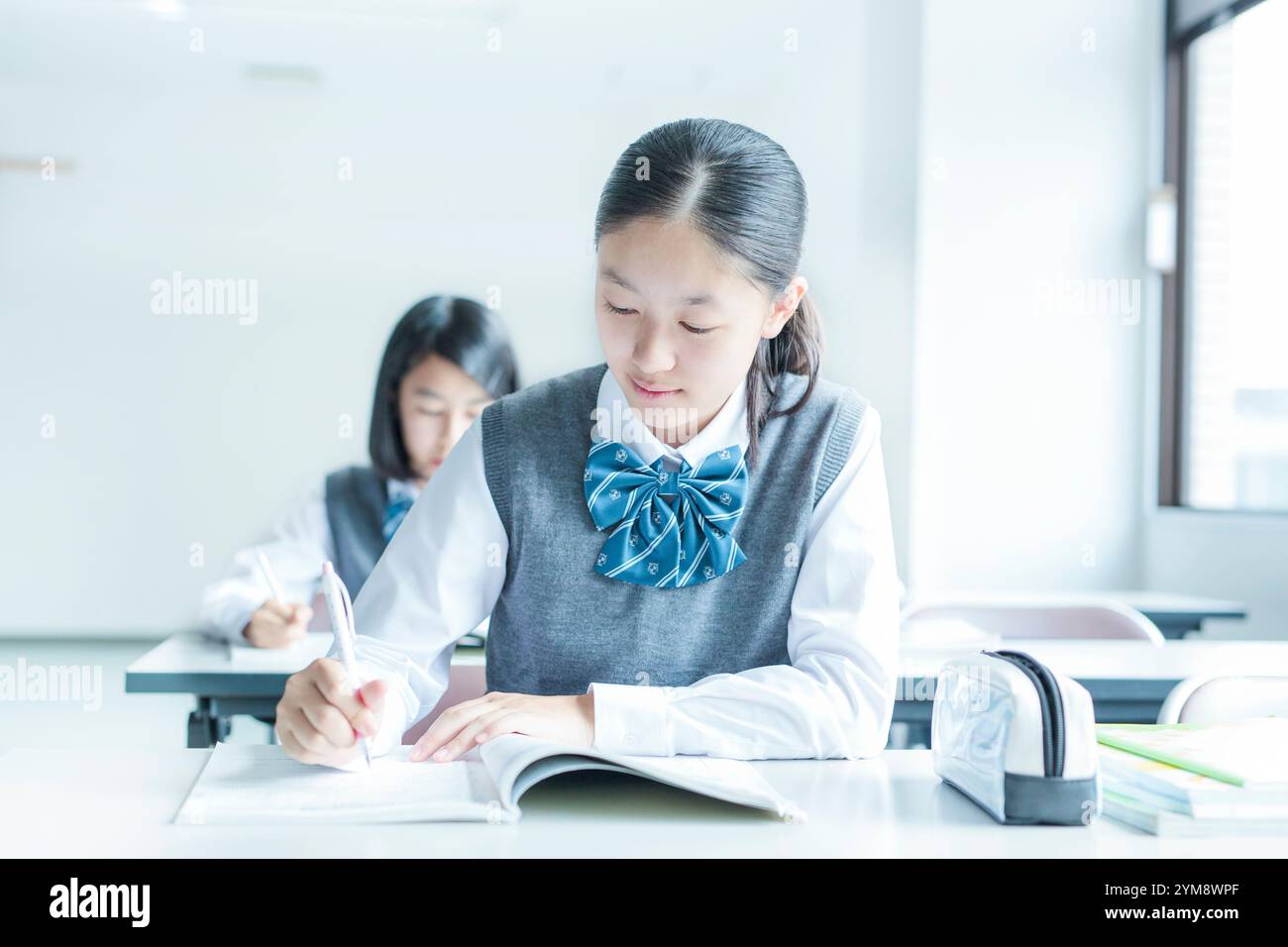 Person students hi-res stock photography and images - Alamy
