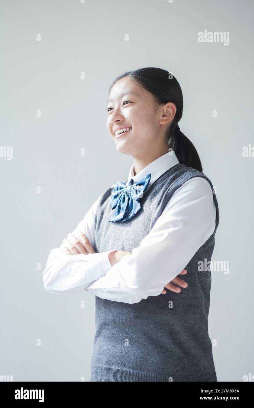 Japan uniform middle school girl hi-res stock photography and images ...