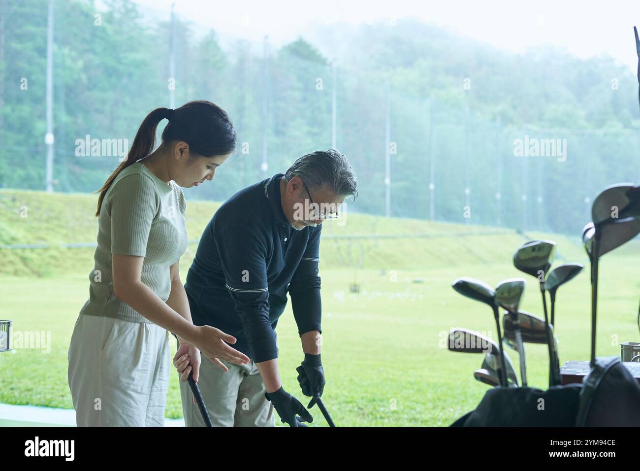 Indoor golf course hi-res stock photography and images - Alamy