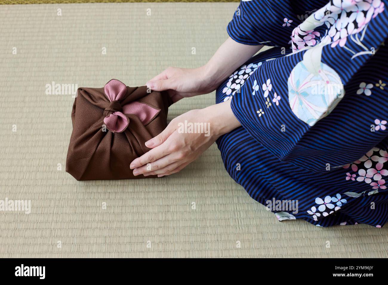 Offering sum hi-res stock photography and images - Alamy