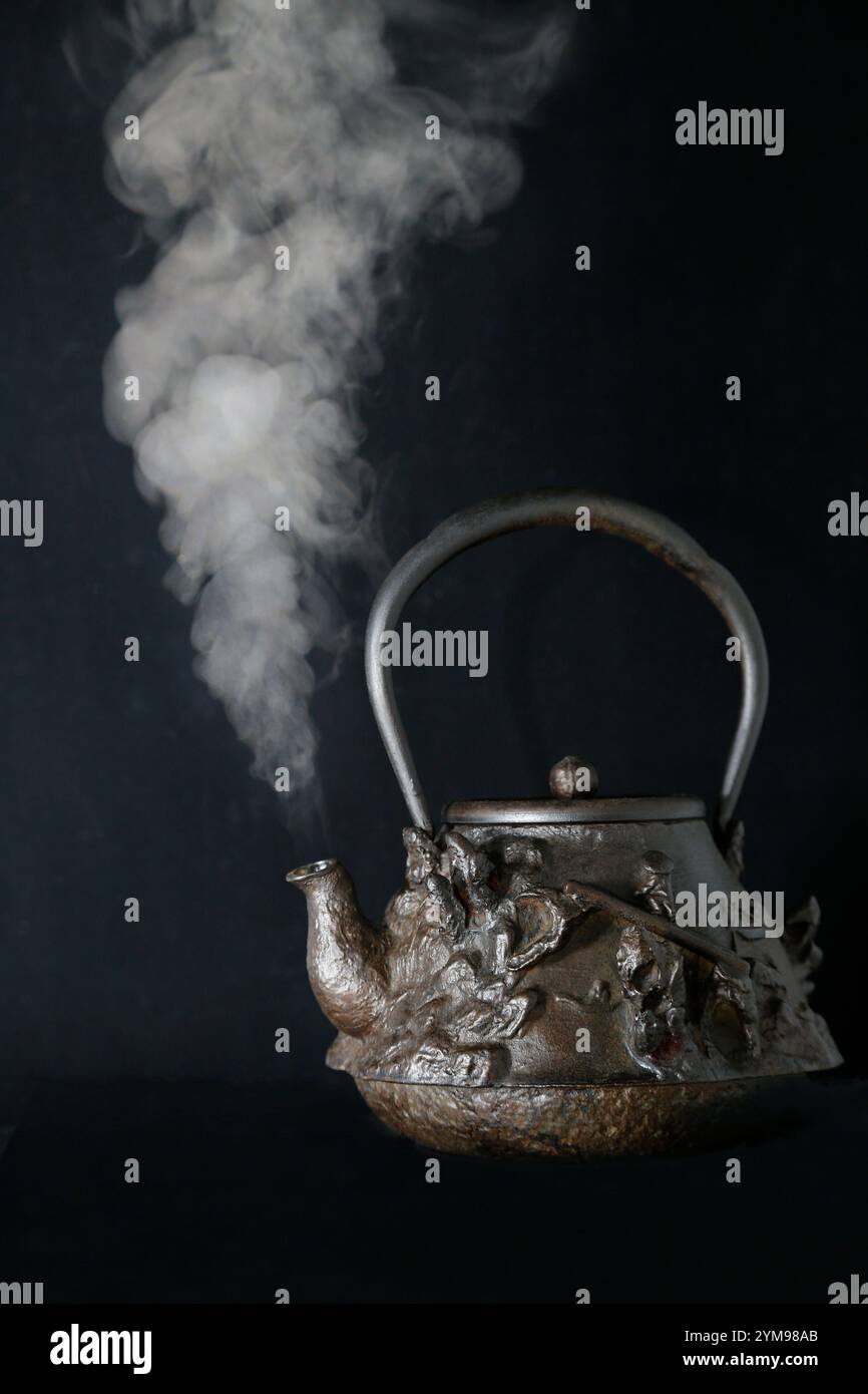 Old days steam hi-res stock photography and images - Alamy