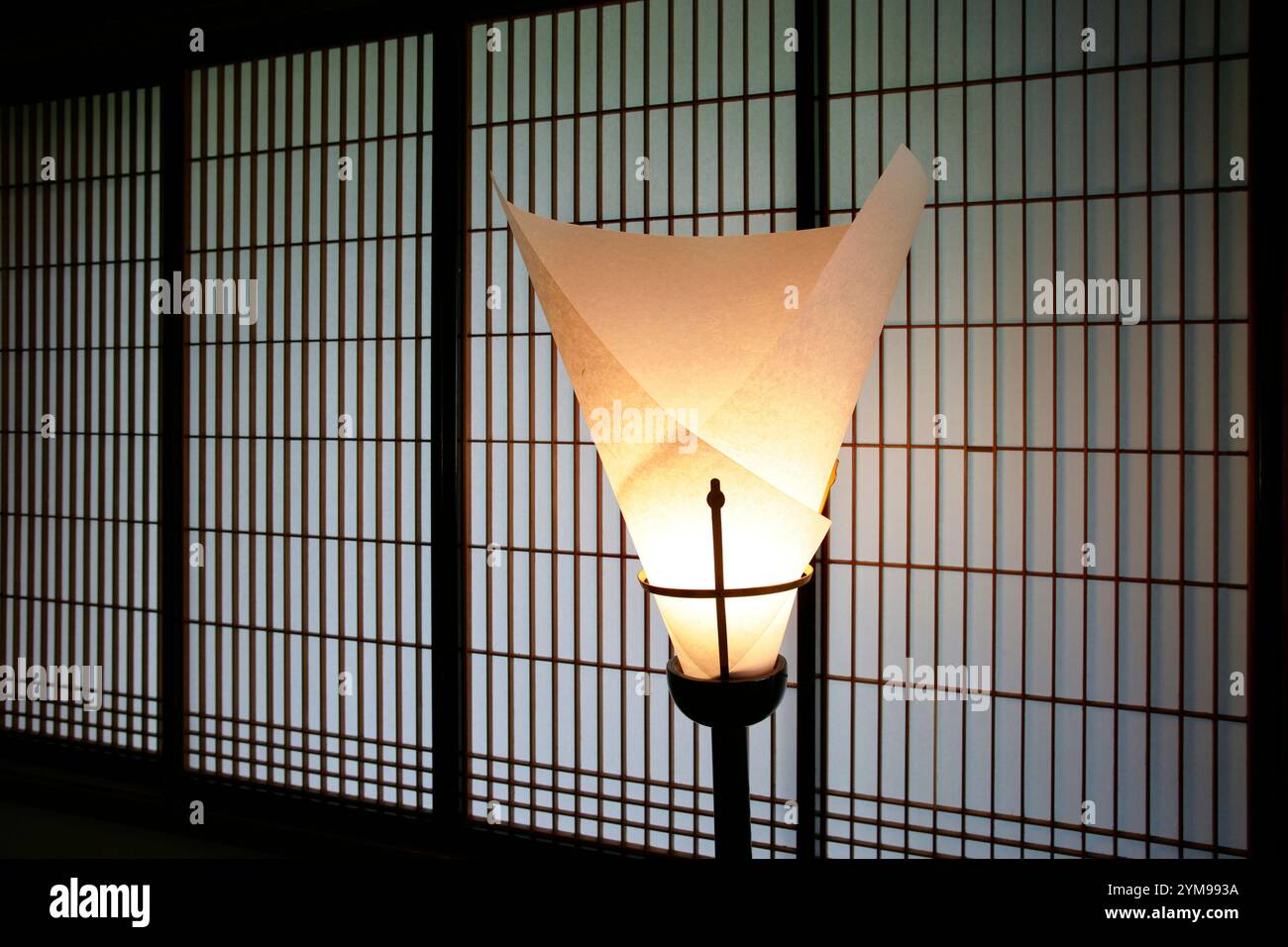 Lamps and lighting equipment hi-res stock photography and images - Alamy