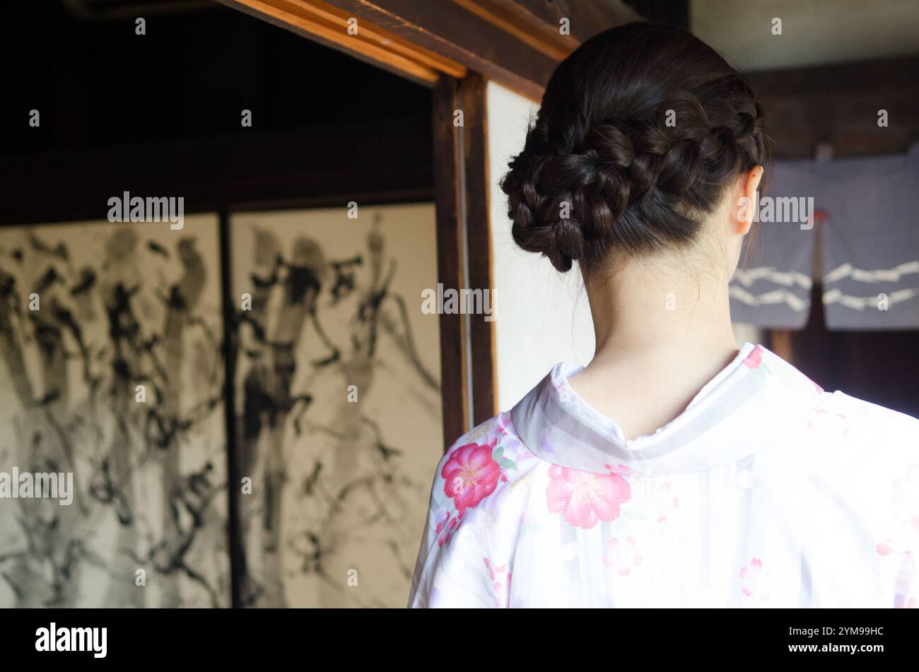 Back view young elegance hi-res stock photography and images - Alamy