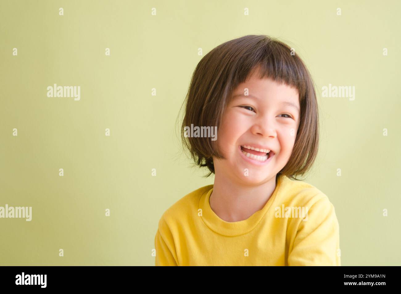 Girl laughing loudly Stock Photo - Alamy