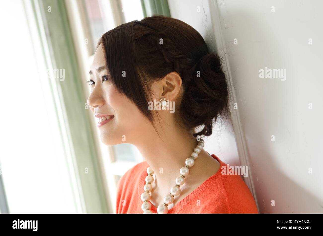 Cute young woman stylish hi-res stock photography and images - Alamy