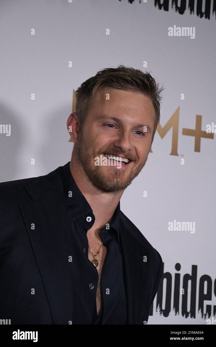 Alexander ludwig earth abides hi-res stock photography and images - Alamy