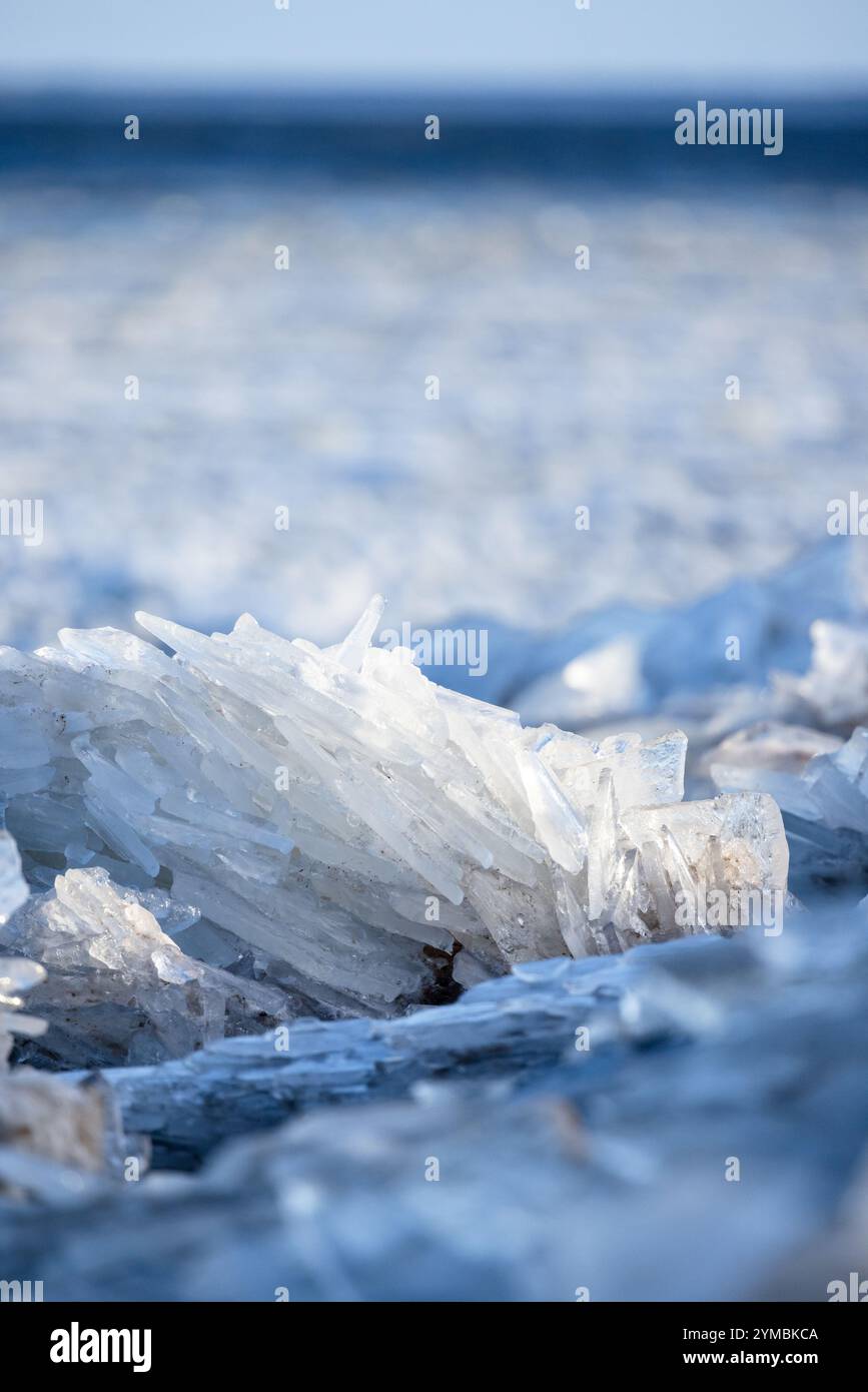 Ice shards close-up photo with selective soft focus and frozen ice on ...