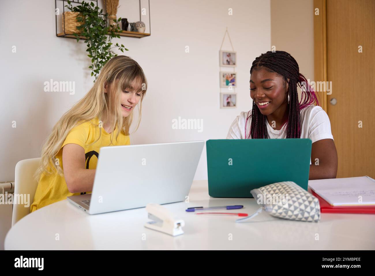 College students working on laptops hi-res stock photography and images ...