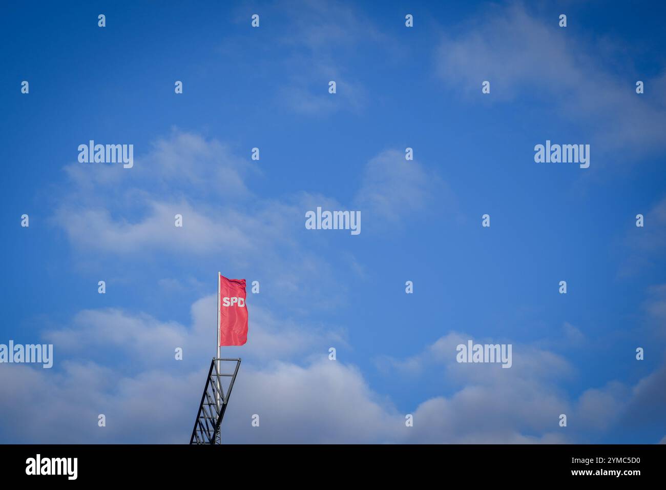 Berlin, Germany. 21st Nov, 2024. The SPD flag flies in the morning wind ...