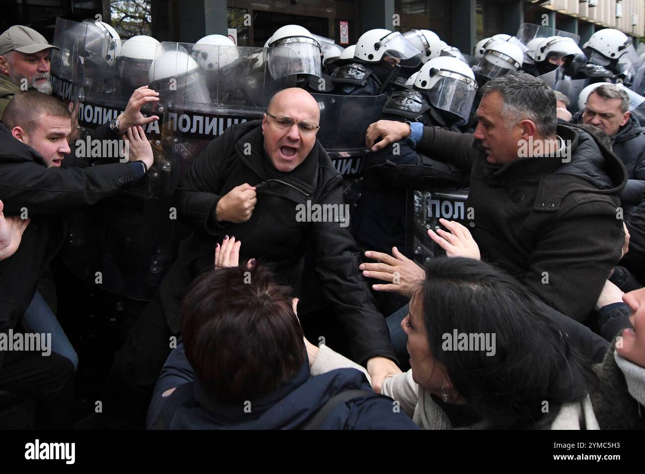 Serbian police officers scuffled with opposition protesters demanding ...