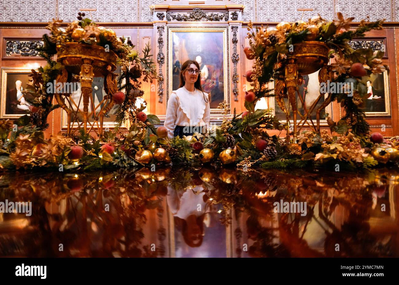 Windsor castle christmas 2024 hi-res stock photography and images - Alamy