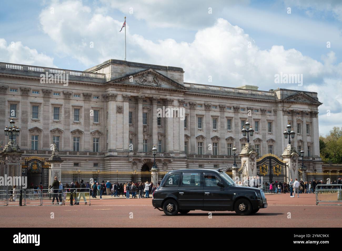 The Buckingham Palace, The Royal residence in London, England, UK Stock ...