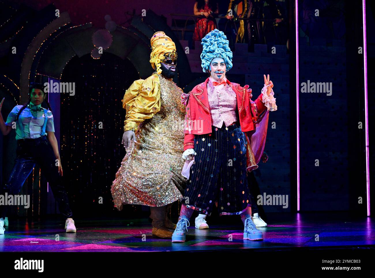 London, UK. 20th Nov, 2024. The cast of the new 'Aladdin' pantomime ...