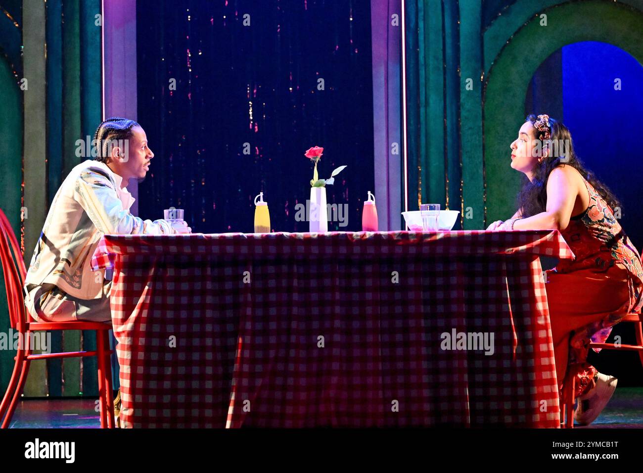 London, UK. 20th Nov, 2024. The cast of the new 'Aladdin' pantomime ...