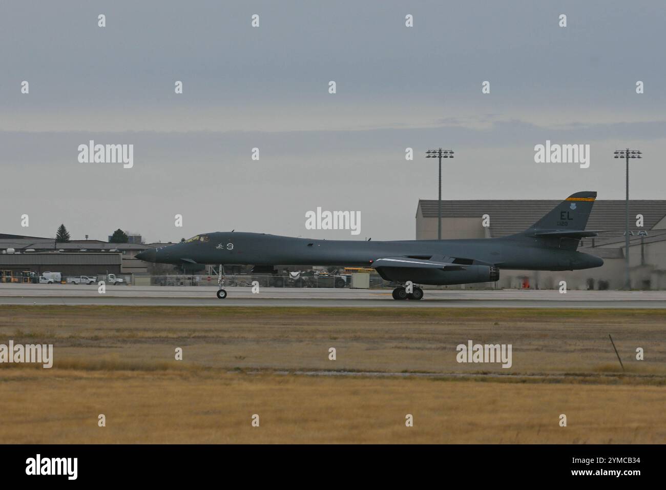 A B-1B Lancer assigned to the 37th Bomb Squadron slows down on the ...