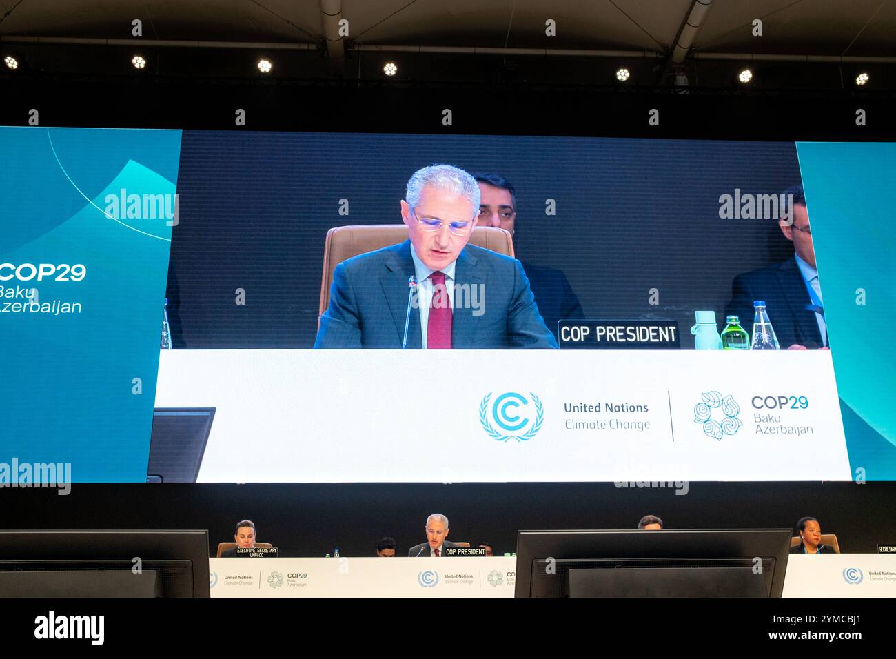 COP29 in Baku Azerbaijan, Baku am 21.11.2024: Mukhtar Babayev, COP29 Präsident eröffnet einer ...